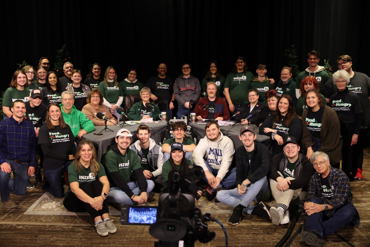 The Food For The Hungry Crew celebrates a day of giving! – Rise and Shine