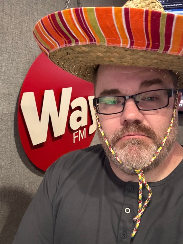 Marcy gets to talk with a WNZR alumni, Obadiah Haybin! – Rise and Shine